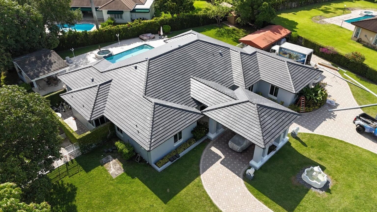 Expert Roofing Contractors Miami | Molina's Roofing